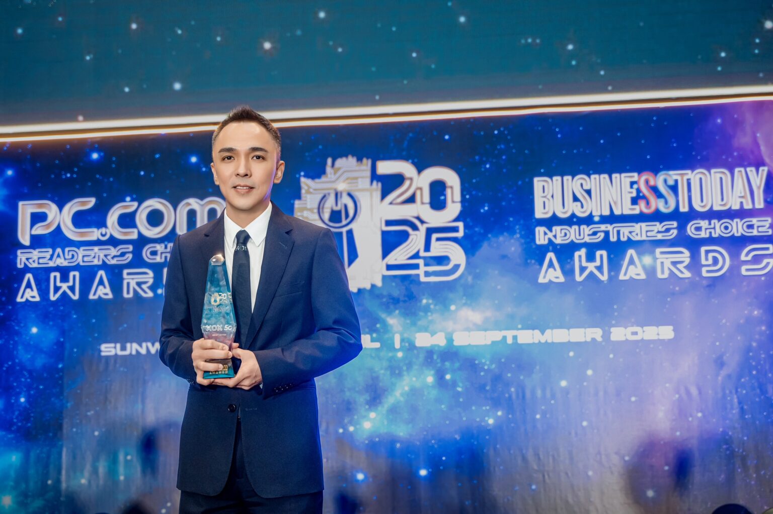 XOX Bhd Named Best MVNO at PC.com Readers’ Choice Awards 2025 - Life ...